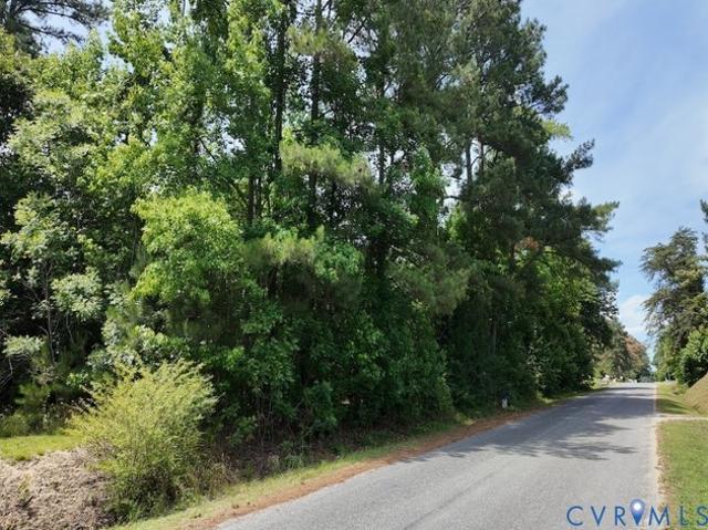 Buzzards Neck Rd, Lancaster, VA 22503