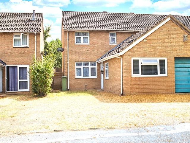 Byerly Place, Downs Barn, Milton Keynes, Buckinghamshire MK14, 4 bed semi detached house to rent, £1,695 pcm | PrimeLocation
