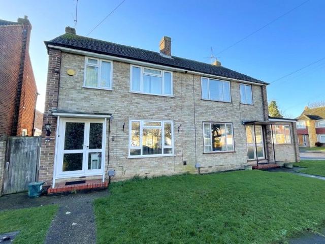Byfleet, Surrey KT14, 3 bed semi detached house to rent, £1,850 pcm | PrimeLocation