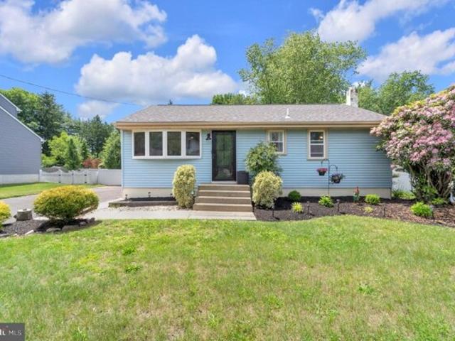 Byrd Dr, Woodbury, Home For Sale