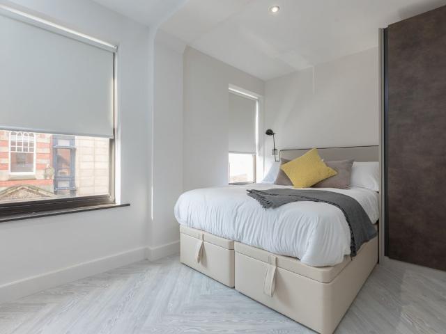 Byrom Street, Manchester M3, 1 bed flat to rent, £1,050 pcm | PrimeLocation