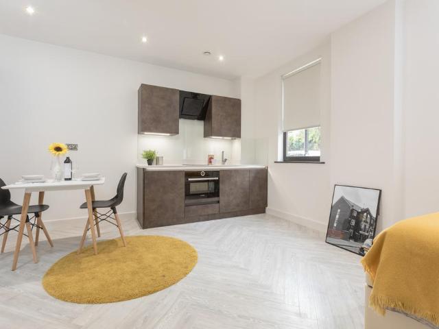 Byrom Street, Manchester M3 Studio to rent £1,215 pcm £280 pw