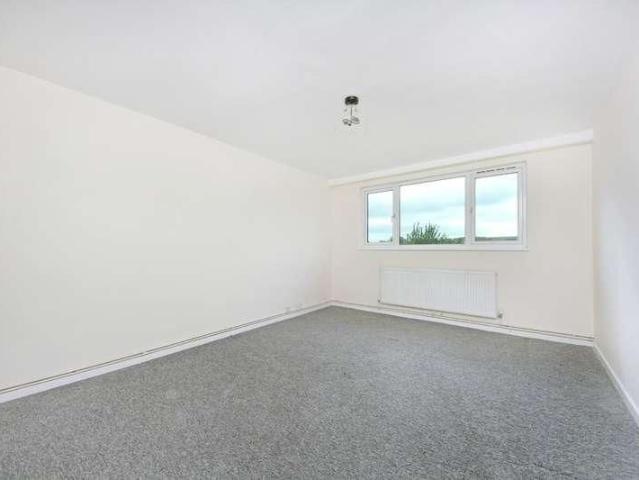 Byron Way, UB5