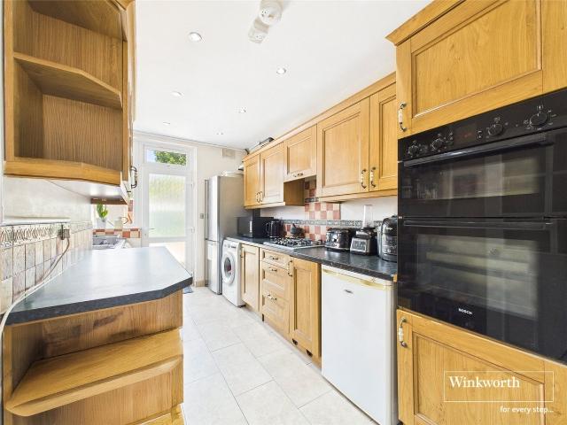 Byron Avenue, Kingsbury, London NW9, 3 bed terraced house to rent, £2,400 pcm | PrimeLocation