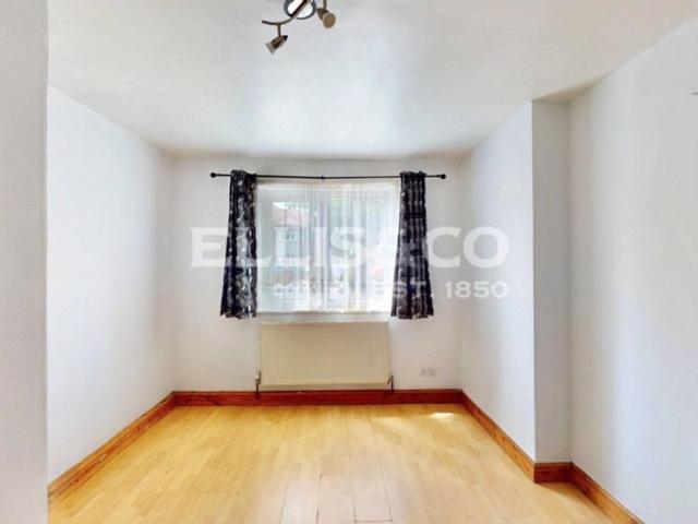 Byron Court, W7, London