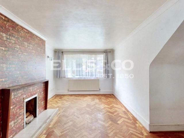 Byron Court, W7, London