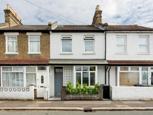 Byron Road, Leyton E10, 2 bed property to rent, £3,000 pcm | PrimeLocation
