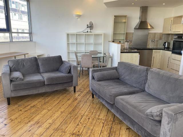 Byron Street, Leeds LS2, 2 bed flat to rent, £1,100 pcm | PrimeLocation