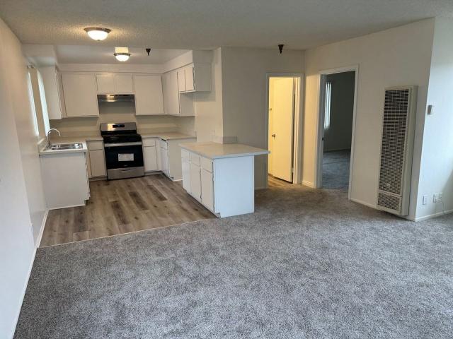 C3 1 Bedroom Apartment for Rent at 14032 Cordary Ave, Hawthorne, CA 90250 East Hawthorne