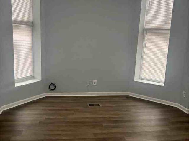C3 2412 W. Muhammad Ali 2 Bedroom Apartment for Rent at 2412 W Muhammad Ali Blvd, Louisville, KY 40212 Russell