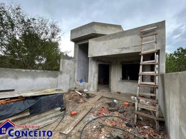 C1058 Excelente residência em construção no Centro de Imbé