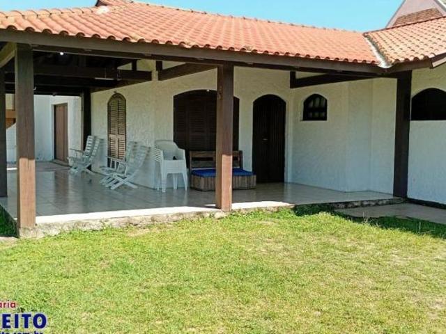 C1032 Excelente imóvel com 06 dormitórios localizado a 60m do mar