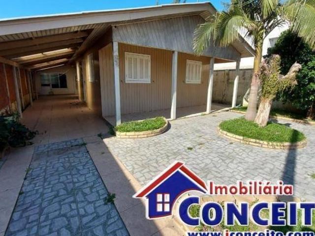 C119 Excelente residência situada na Avenida principal de Imbé/RS