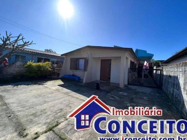 C1100 Residência em localização privilegiada no Centro de Imbé/RS