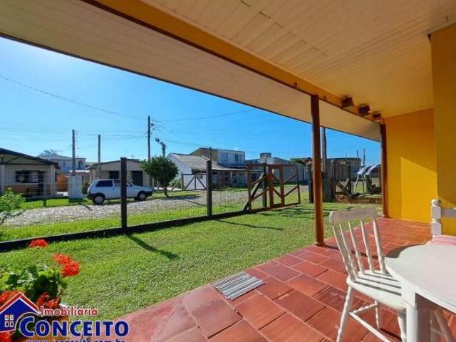 C110 Ótima residência de esquina em ótima localização no bairro Nordeste