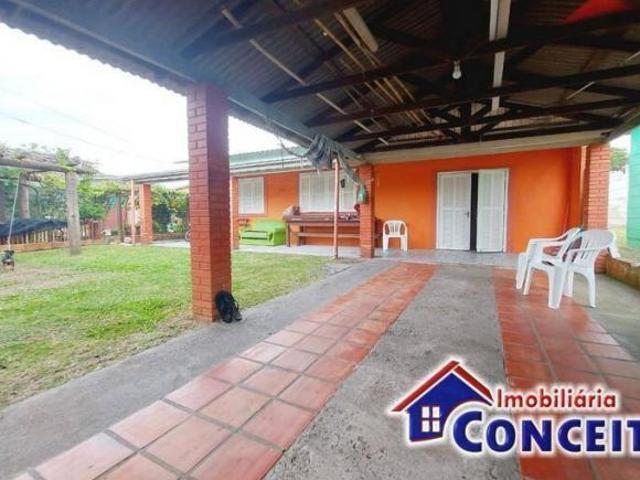 C218 Linda residência com anexo em região de moradores