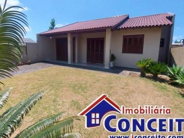C265 Excelente residência localizada no balneário Nordeste