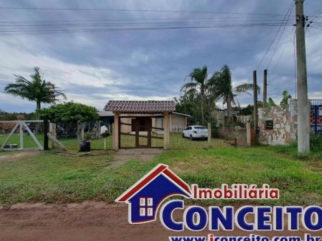 C298 Ótima residência localizada em região de moradores em Mariluz