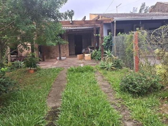 C29 Ótima residência com 01 dormitório no Balneário Mariluz