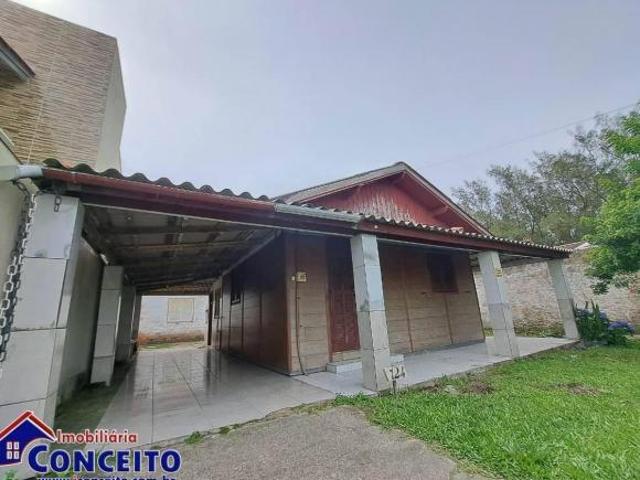 C316 Residência com anexo localizada a 400 metros do mar