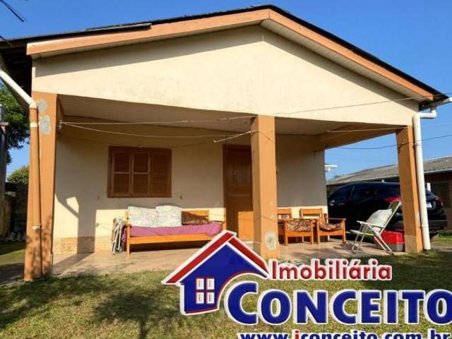 C330 Residência localizada em região de moradores em Santa Terezinha
