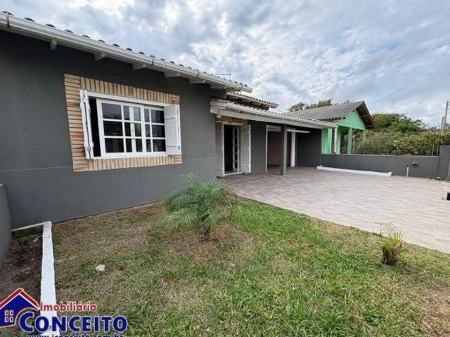 C379 Ótima residência com anexo localizada no Balneário Mariluz