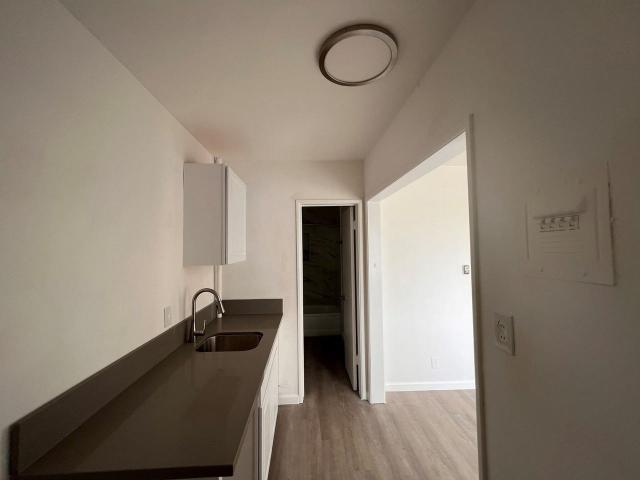 c3718 Studio Apartment for Rent at 3718 Clarington Ave, Los Angeles, CA 90034 Palms