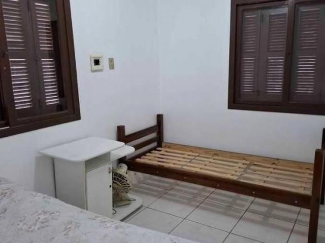 C429 Residência composta de 01 dormitório no Balneário Santa Terezinha