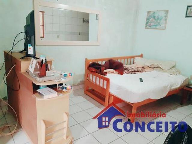 C434 Excelente residência com anexo em ótima região