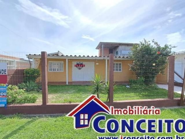 C496 Residência a 100 metros do mar em Mariluz