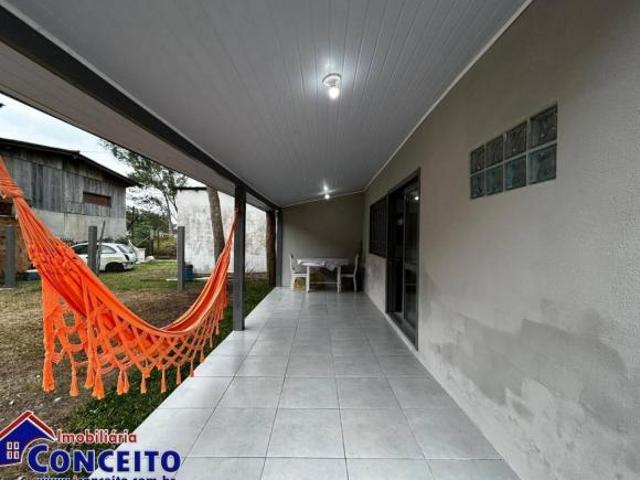 C60 Residência com 02 dormitórios localizada no Balneário Albatroz
