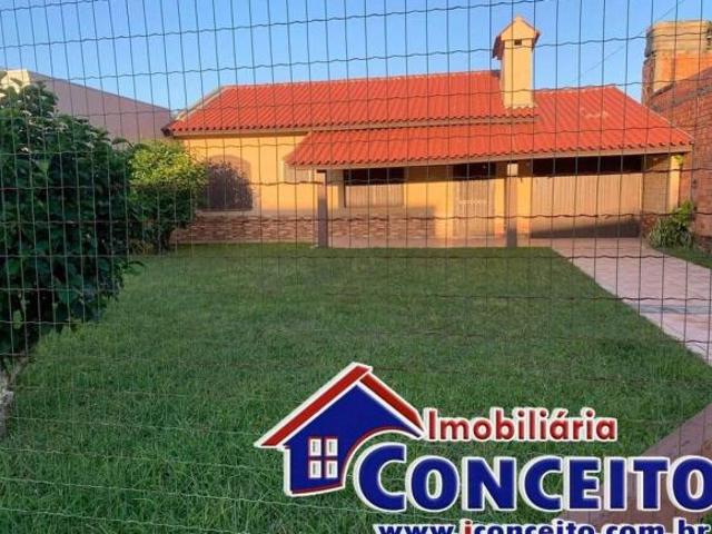 C673 Linda residência localizada próxima ao mar em Santa Terezinha