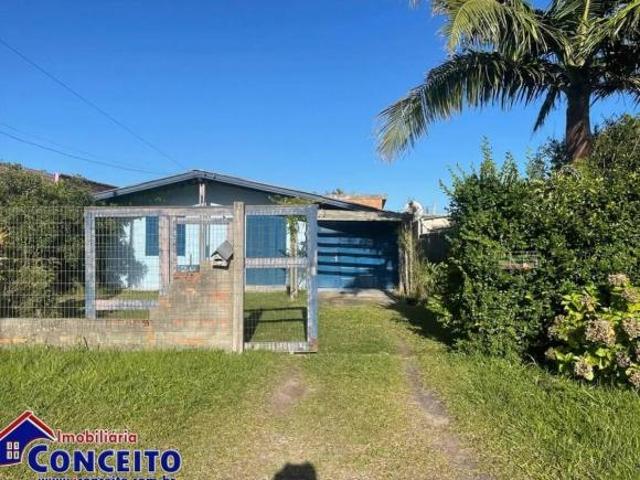 C86 Residência composta de 03 dormitórios em região de moradores