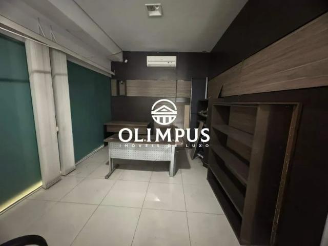 Cód. 3765 Imóvel comercial com amplo espaço