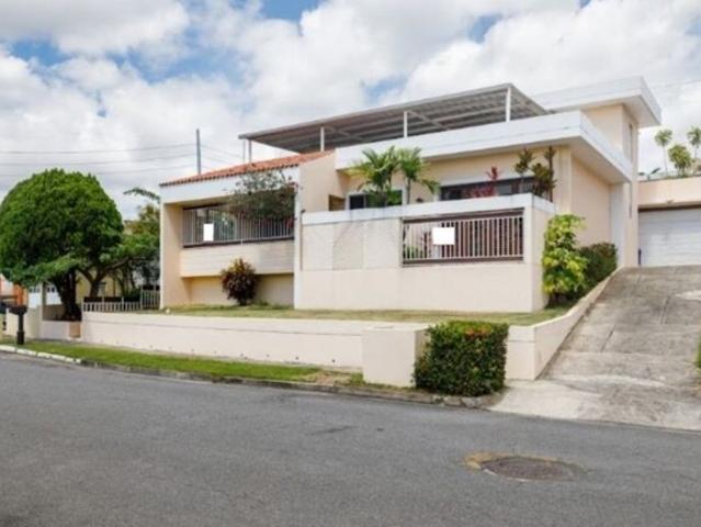 C Florencia St Ext, Guaynabo, Home For Sale