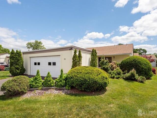 c Larch Plz, Monroe, Condo For Sale