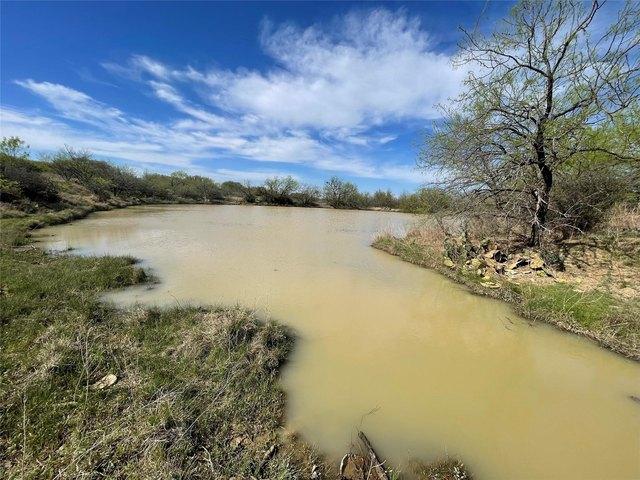 C R # 195, Breckenridge, TX 76424