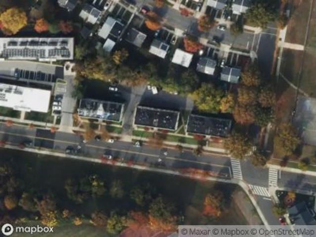 C St SE Apt 104