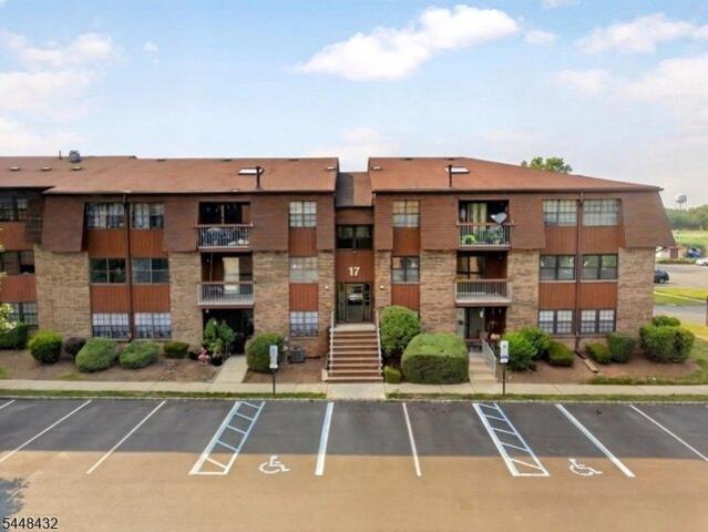 C Sierra Ct, Woodbridge, Condo For Sale