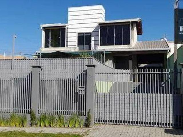 C SO1074 Curitiba, excelente sobrado 5 Quartos, 4 Banheiros, 5 Vagas e churrasqueira