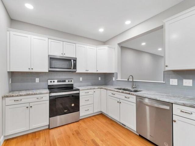 C Villa Ln, Goffstown, Condo For Sale