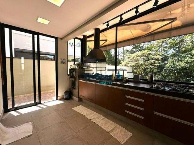 CA0690 SOBRADO A VENDA COM PISCINA AQUECIDA E VISTA LIVRE PARA MATA AT. 360m² AC. 223m² COND