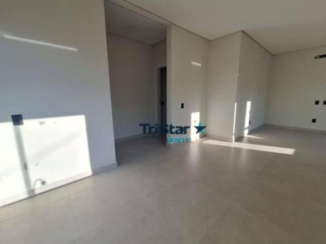 CA0706 OPORTUNIDADE DE CASA NOVA COM OTIMO ACABAMENTO E LOCALIZAÇAO PRIVILEGIADA COM QUINTAL AT