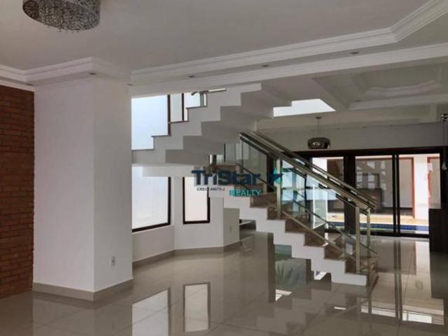 CA00572 SOBRADO ÚNICO COM 03 SUÍTES E FLAT EM CONDOMÍNIO ALTO PADRAO AT. 300m² AC. 297m² JD