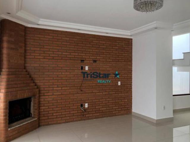 CA00572 SOBRADO ÚNICO COM 03 SUÍTES E FLAT EM CONDOMÍNIO ALTO PADRAO AT. 300m² AC. 297m² JD
