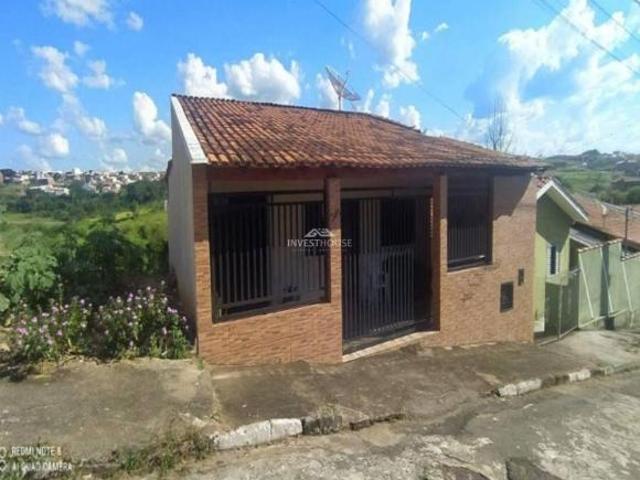 CA0196 – CASA EM GUAXUPÉ – JARDIM AMERICA