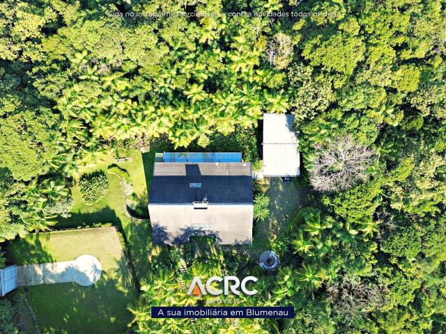 CA03896 Casa no Padrão Rústico e Sofísticado com Piscina e Heliponto para Locação no Testo Central Alto em Pomerode