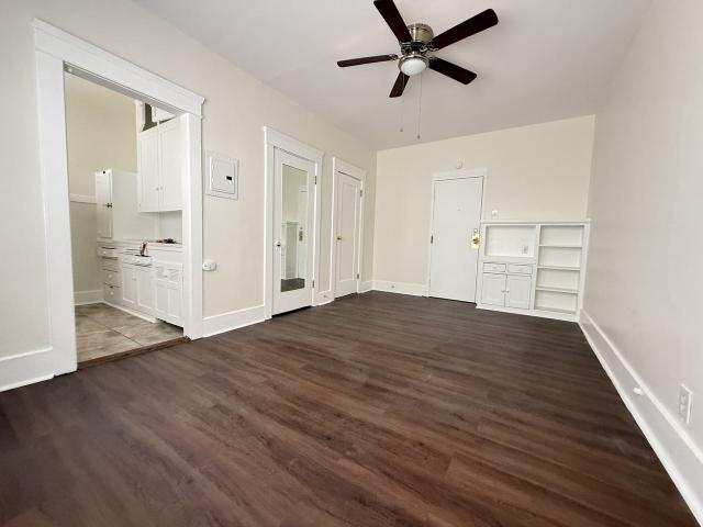 CA 40 Alamitos Avenue Studio Apartment for Rent at 40 Alamitos Ave, Long Beach, CA 90802 Bixby Park