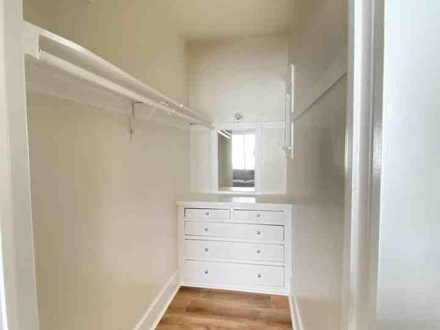 CA 40 Alamitos Avenue Studio Apartment for Rent at 40 Alamitos Ave, Long Beach, CA 90802 Bixby Park