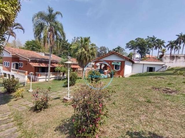CA 521 Casa com 6 dormitórios à venda, 400 m² por R$ 2.500.000 Centro Águas de São Pedro/SP